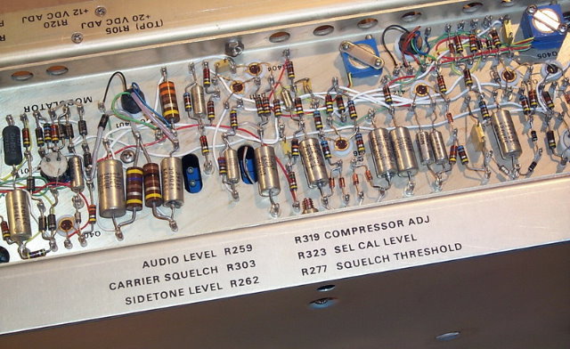 VHF communications equipment